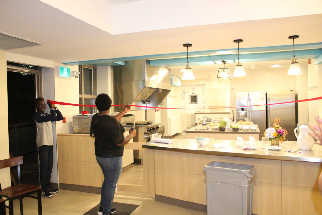 The Greens' Full Circle Support of Interval House | Interval House